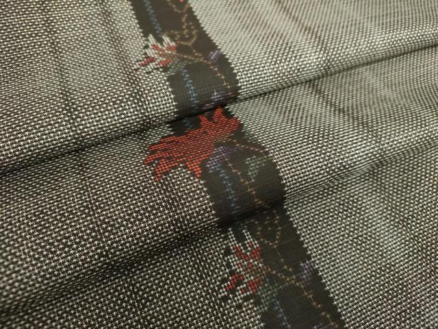 平和屋着物●本場大島紬　9マルキ　草花間道　正絹　逸品　DAAY1773ps