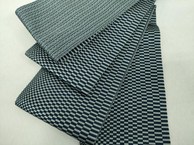 平和屋着物●男性　本場筑前博多織　両面　角帯　変わり市松　正絹　逸品　未使用　DAAY1906ps