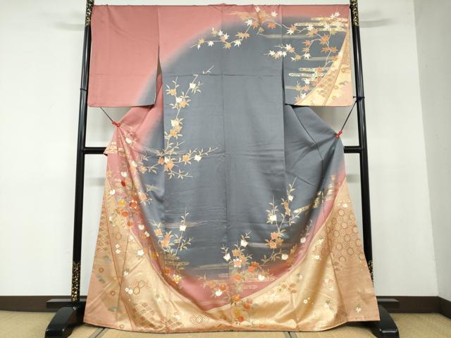 平和屋着物●訪問着　作家物　駒刺繍　吉祥草花文　暈し染め　金彩　正絹　逸品　DAAY5171ud