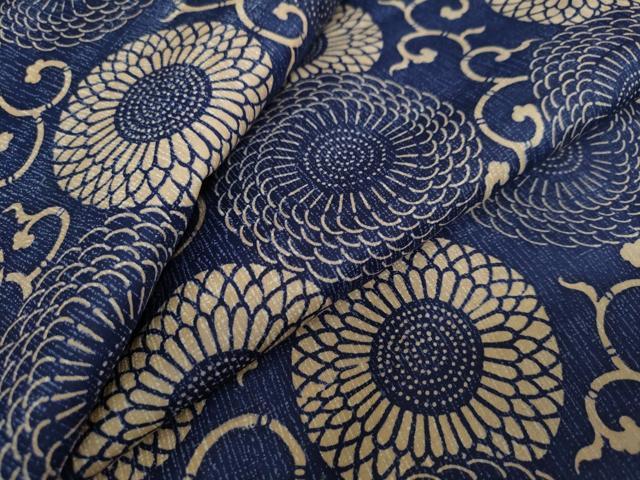 平和屋着物●本場縞大島紬　花唐草文　正絹　逸品　DAAY5402ud