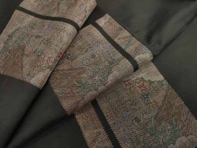 平和屋着物●本場大島紬　9マルキ　地空き　色紙風景草花文　正絹　逸品　DAAY5403ud