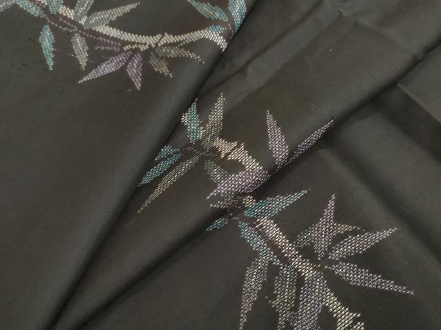 平和屋着物●本場大島紬　9マルキ　地空き　笹竹文　黒地　正絹　逸品　DAAY5417ud