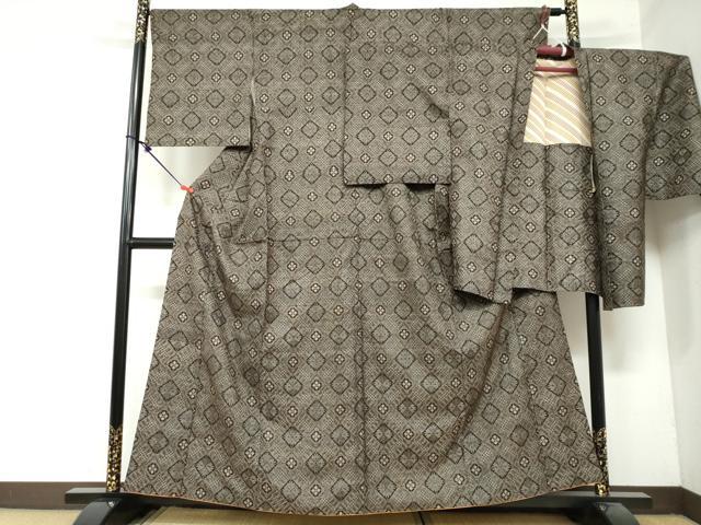 平和屋着物●本場大島紬　龍郷絣　アンサンブル　花菱文　正絹　逸品　DAAY5450ud