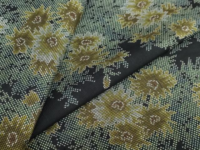 平和屋着物●本場大島紬　7マルキ　舞花文　黒地　正絹　逸品　DAAY5773ud