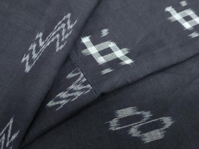 平和屋着物●本場琉球絣　綿琉球　単衣　絣文様　綿　逸品　DAAY5794ud