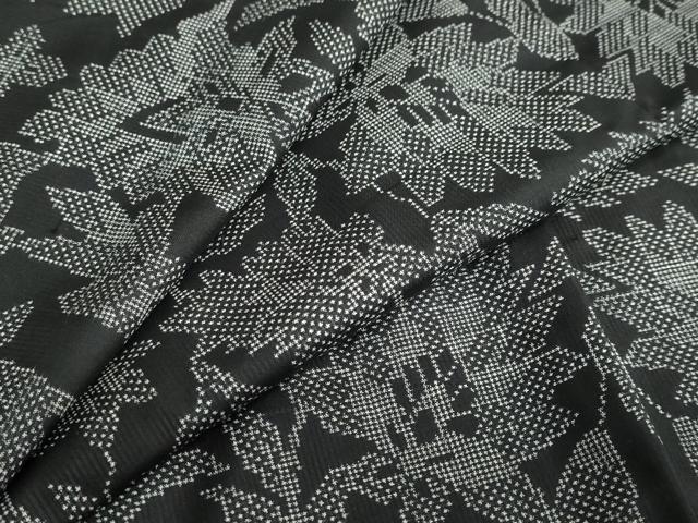 平和屋着物●本場大島紬　7マルキ　更紗草花文　正絹　逸品　DAAY5815ud