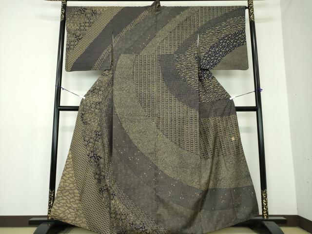 平和屋着物●藍染工房・こんや　全国阿波藍染染織作家協会会員　松本輝夫　本場染大島紬　訪問着　鳥獣花文　金彩　正絹　逸品　DAAZ0200ps