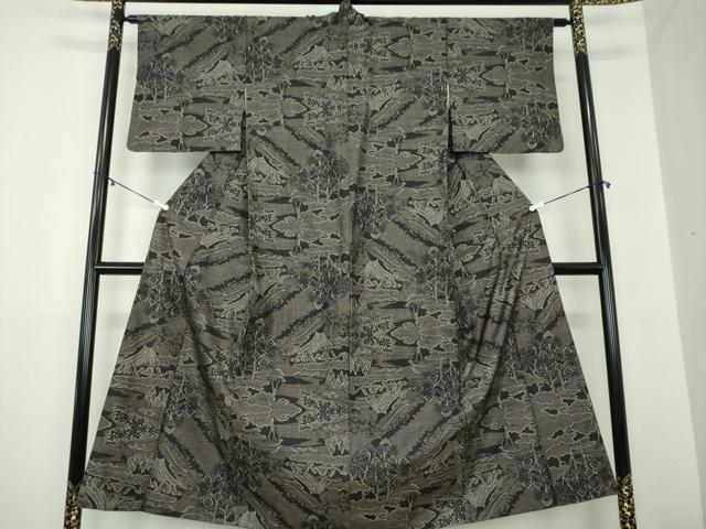 平和屋着物●本場大島紬　9マルキ　富士山　雲取り松文　正絹　逸品　DAAZ0206ps