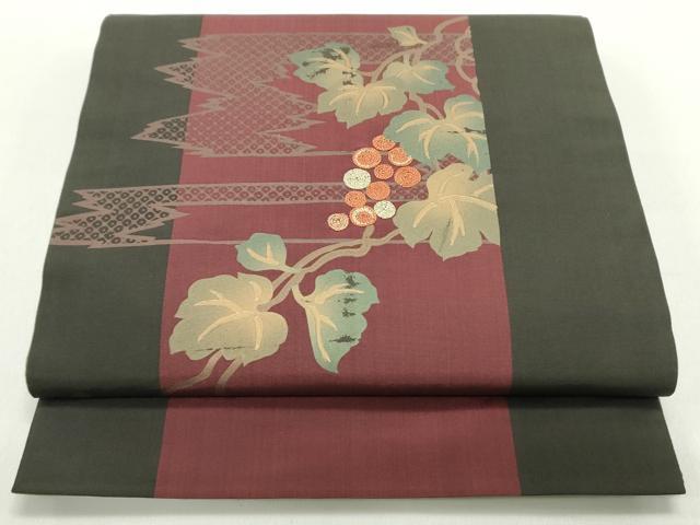 平和屋着物●太鼓柄袋帯　駒刺繍　葡萄蔦の葉文　黒地　金彩　正絹　逸品　DAAZ3119ob