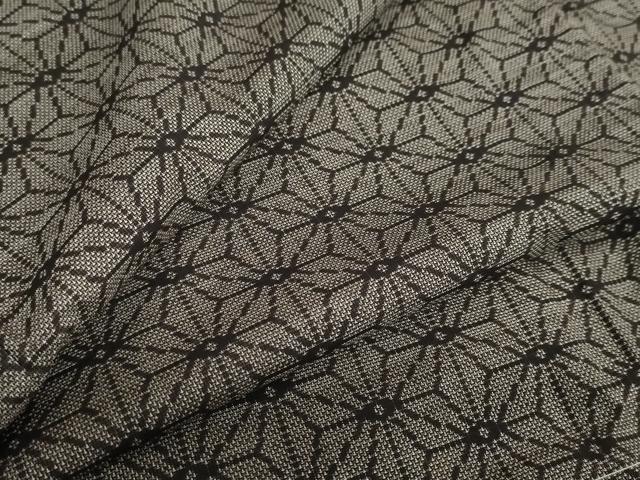 平和屋着物●本場大島紬　9マルキ　麻の葉文様　三越扱い　正絹　逸品　未使用　DAAZ7241ud