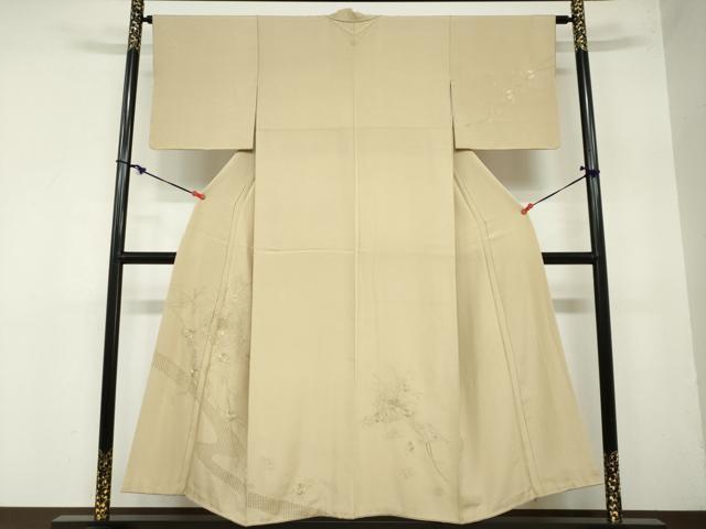 平和屋着物●中国三大刺繍　スワトウ刺繍　汕頭刺繍　総刺繍　無地絵羽訪問着　花車文　白橡色　正絹　逸品　DAAZ7510ud