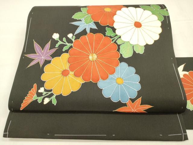 平和屋着物●塩瀬　九寸名古屋帯　駒刺繍　草花文　黒地　金彩　正絹　逸品　DABA0644cm