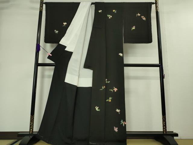 平和屋本店□極上 訪問着 駒刺繍 草花文 黒地 金彩 鬼しぼ縮緬