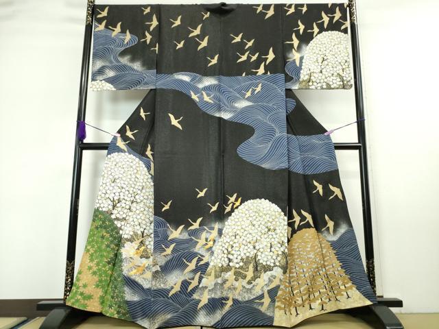 平和屋本店■極上　訪問着　駒刺繍　立波飛鶴文　黒地　金銀彩　銀通し地　逸品　DZAA5749kh5