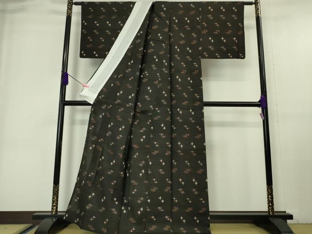 平和屋本店□極上 国指定重要無形文化財 本場久米島紬 手織