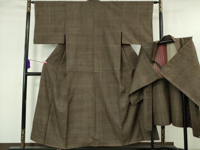 平和屋本店■極上　本場結城紬　重要無形文化財　アンサンブル　羽織セット　100亀甲　総詰め　赤墨色地　逸品　未使用　DZAA6396kh5