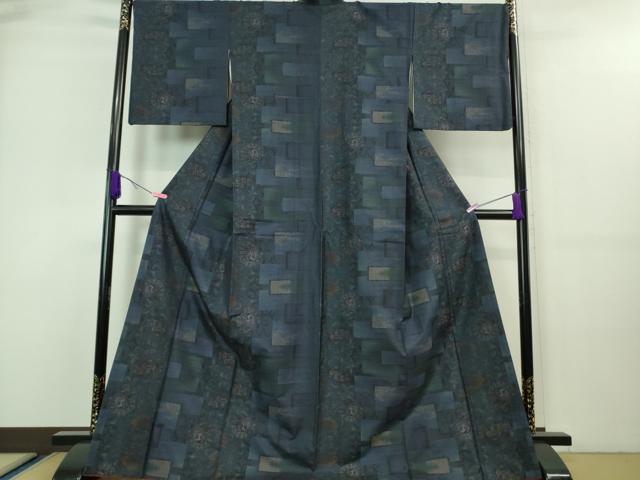 平和屋着物■極上　本場大島紬　7マルキ　朱雀　花唐草文　逸品　DZAA7640kh5