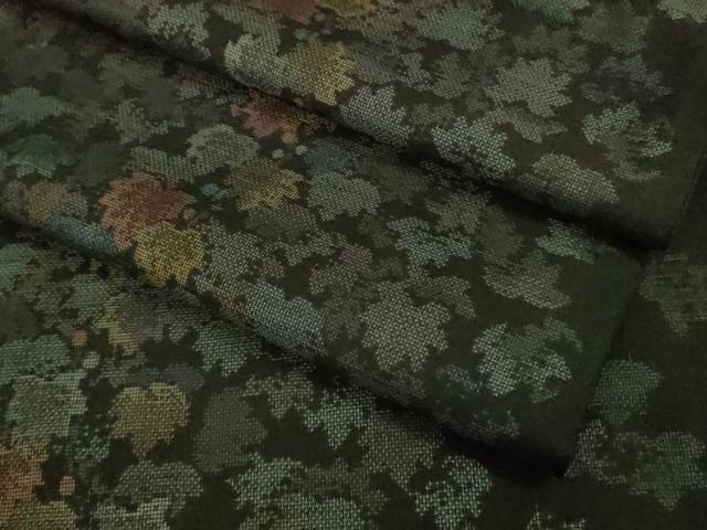 平和屋着物■極上　本場大島紬　9マルキ　草葉文　逸品　DZAA9090kh5