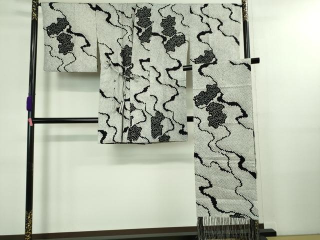 平和屋本店■極上　本疋田絞り　道中着　ロング丈　流水花文　黒×白　ショール付き　逸品　DZAA9583kh5