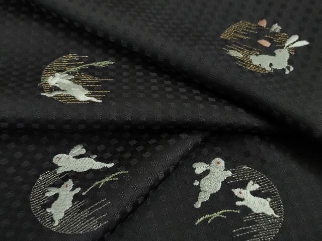 平和屋着物■極上　小紋　総刺繍　兎　うさぎ　十五夜　青褐色地　金糸　小田急百貨店扱い　ロング丈　逸品　DZAA9832kh5