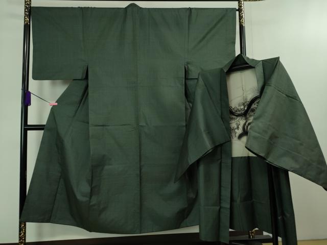 平和屋着物■極上　男性　本場大島紬　アンサンブル　長羽織　100亀甲　総詰め　錆鉄御納戸色　羽裏・龍　逸品　DZAB0427kh5