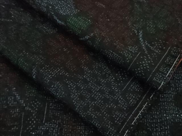 平和屋着物■極上　本場結城紬　重要無形文化財　80亀甲　風景花文　濃紺地　逸品　未使用　DZAB0806kh5