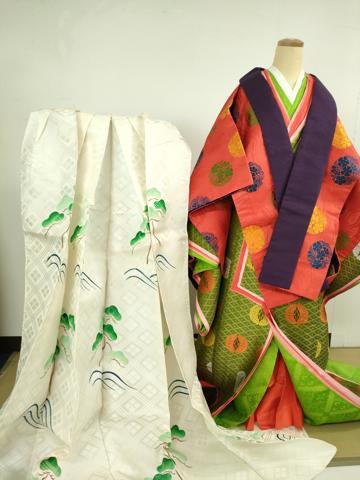 平和屋本店■希少 十二単セット 和装 婚礼 結婚式 神社挙式 唐織 唐衣・表着・五つ衣・内衣・半襦袢・袴・裳 箱付き 逸品　DZAB1141kh5