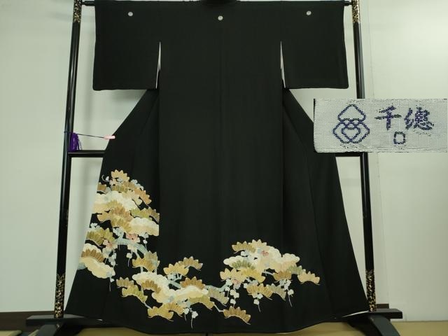 平和屋着物■極上　創業460年・千總　黒留袖　駒刺繍　松　蔦の葉文　金彩　逸品　DZAB1394kh5