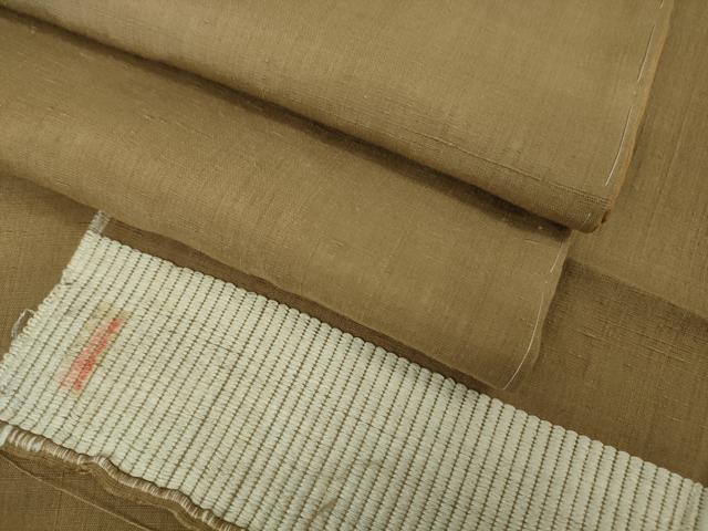 平和屋本店■極上　本場結城紬　重要無形文化財　色無地　柴染色　反端付き　逸品　未使用　DZAB1717kh5