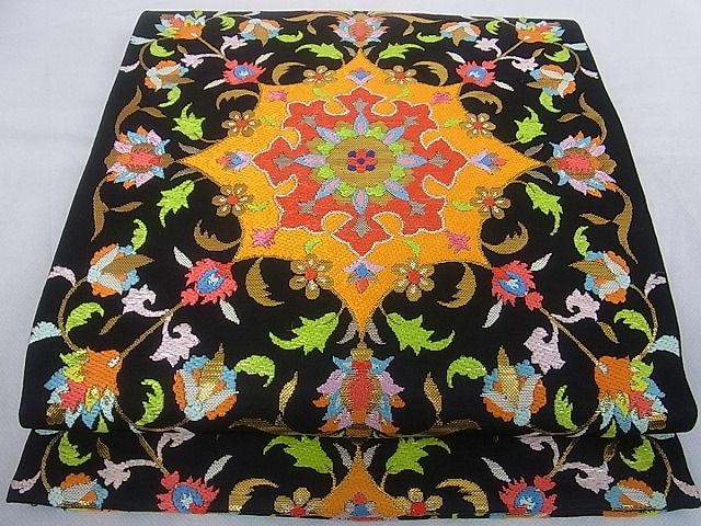 平和屋本店■極上　龍村平蔵製　六通柄　本袋帯　タイ八稜華文錦　黒地　金糸　逸品　kh354