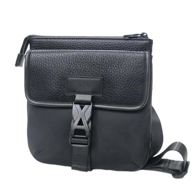 2025 秋冬新作！ ARMANI EXCHANGE A/X アルマーニエクスチェンジ バッグ メンズ ショルダーバッグ XM002001 AF17207 ブラック