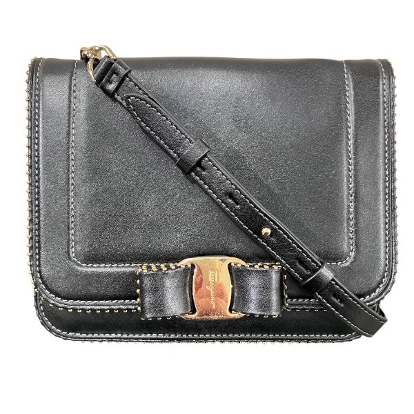 フェラガモ ヴァラリボン FZ-21 チェーンショルダー バッグ ショルダーバッグ レディース【中古】