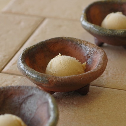 【ＡＳＯジャパン】 和三盆アイスクリーム 2L 冷凍 3セット ASOジャパン】 和三盆アイスクリーム 2L 冷凍 3セット