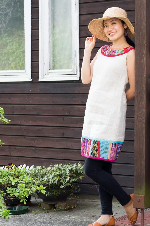 【送料無料】 【1点もの CHULA】モン族刺繍のワンピース ジュート生地 / ストライプ ネパール コットン TIRAKITA(ティラキタ) レディース エスニック アジアン 女性 トップス ノースリーブ エスニック衣料 アジアンファッション エスニックファッション