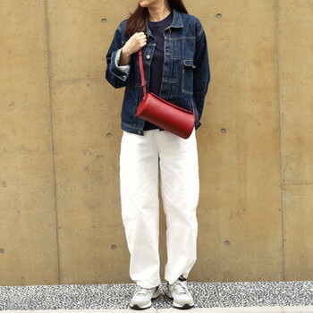 シュリンクレザー 筒形カブセ ショルダーバッグ 革 牛革　2025新作 COOCO 送料無料 即日発送