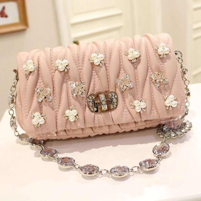 レディース バッグ ビジュー チェーン キルティングバッグ 2colors ゴージャスパーティーバッグ カバン 大人可愛い ママコーデ ママファッション 韓国系 オルチャン トレンド 新作 20 人気