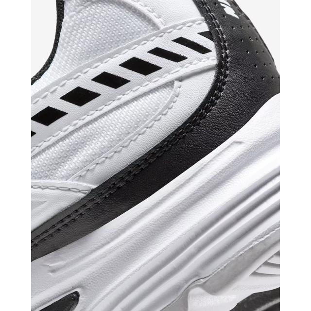 ナイキ スニーカー メンズ NIKE イニシエーター ローカット ランニングシューズ ジョギング ウォーキング 男性 スポーツシューズ 運動靴 スポーティ 白 紳士靴 大きいサイズ 普段履き ブランド nike INITIATOR くつ/394055-100