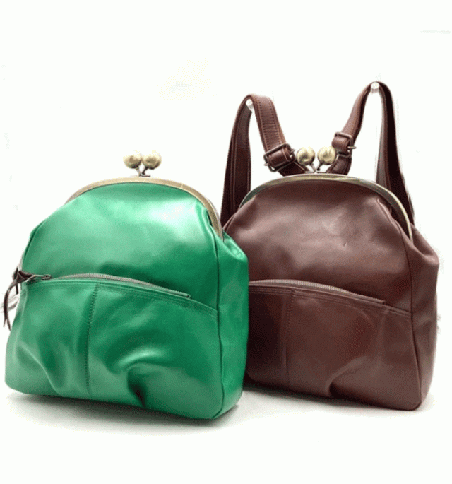 日本製 本革 レザーリュック がま口リュック 丸い ころん 無段階調整