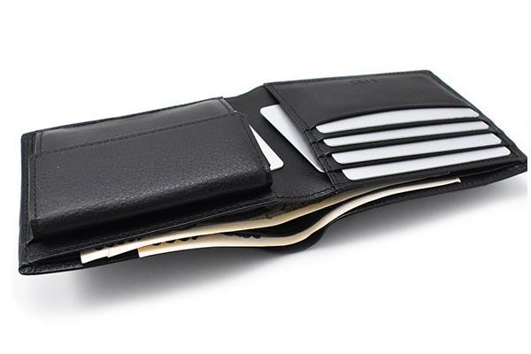 プレリー DAKS クレセント 二つ折り財布（小銭入れあり） DP27113 1個